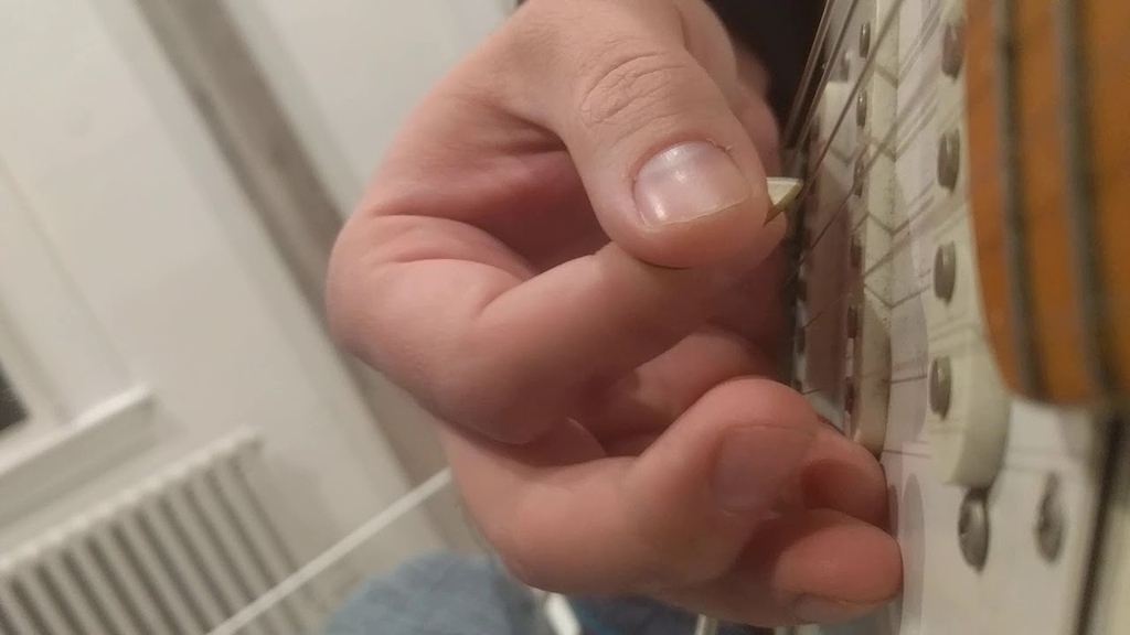 How to figure out crosspicking - Technique Critique - The Cracking the Code Forum