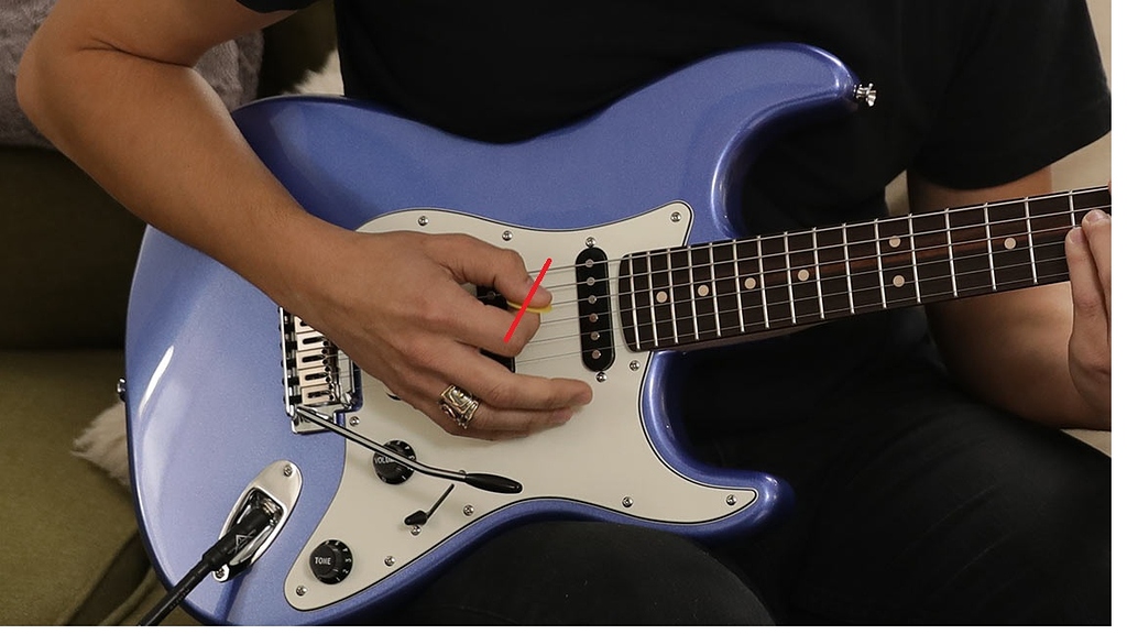 Wrist deviation - does my movement need to be exactly perpendicular to the strings? - Playing ...